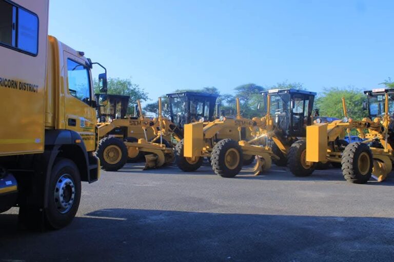 PREMIER DR RAMATHUBA UNVEILS OVER 250 NEW YELLOW FLEET TO SERVE THE ...
